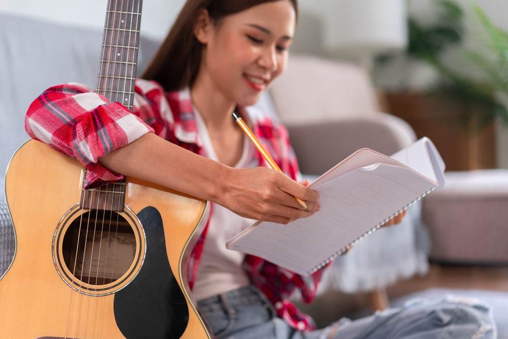 5 Ways to Help Young Songwriter Be Creative - Lessons In Your Home