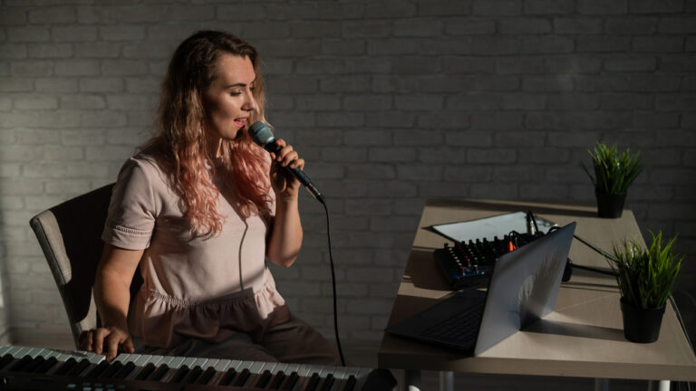 What You Need To Know About Online Voice Lessons - Lessons In Your Home
