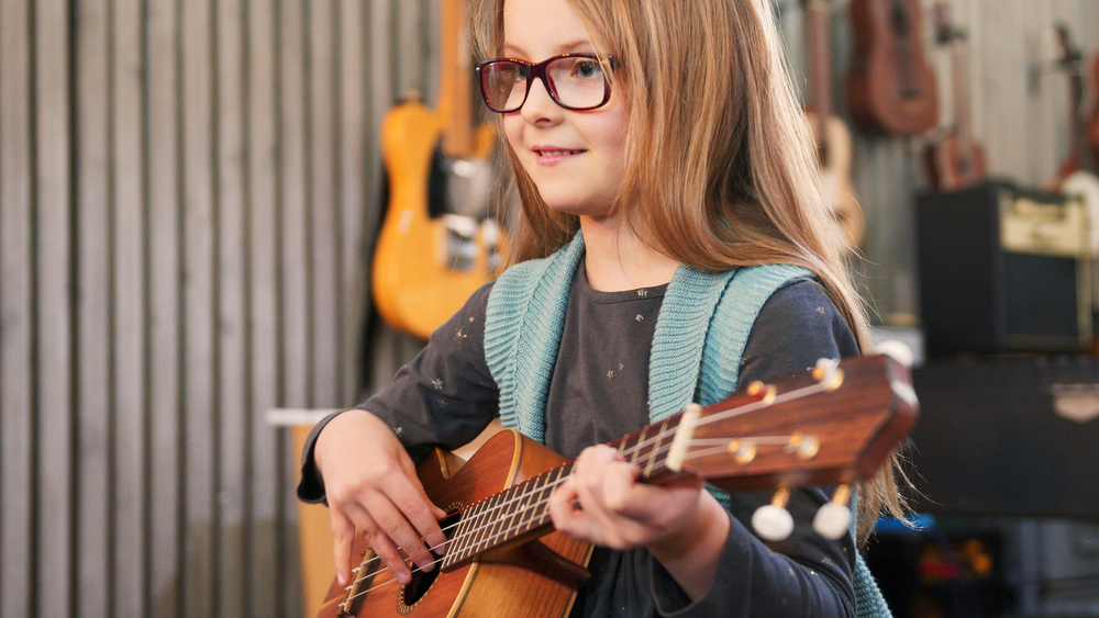 10 Interesting Facts About The Ukulele 10-interesting-facts-about-the-ukulele