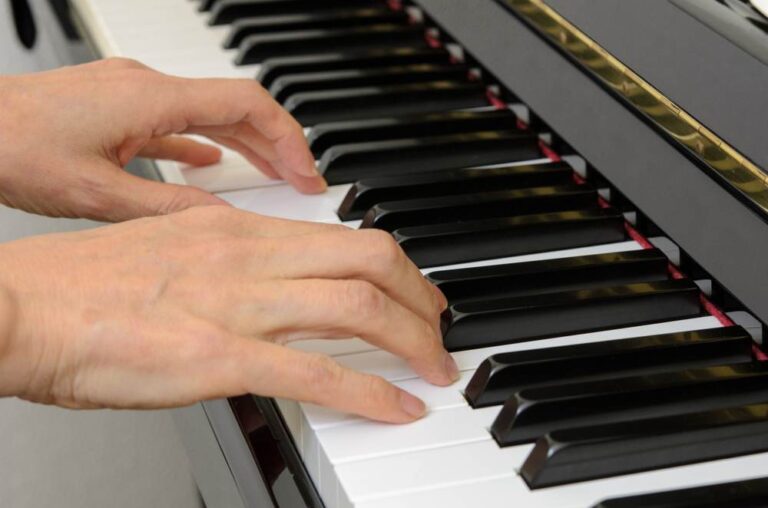 What to Do About Fingertip Pain from Playing Piano - Lessons In Your Home